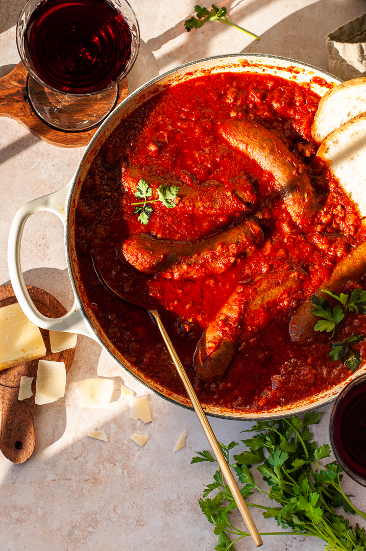 Calabrese Sauce (Spicy Italian Tomato Sauce Recipe) - Tasting With Tina