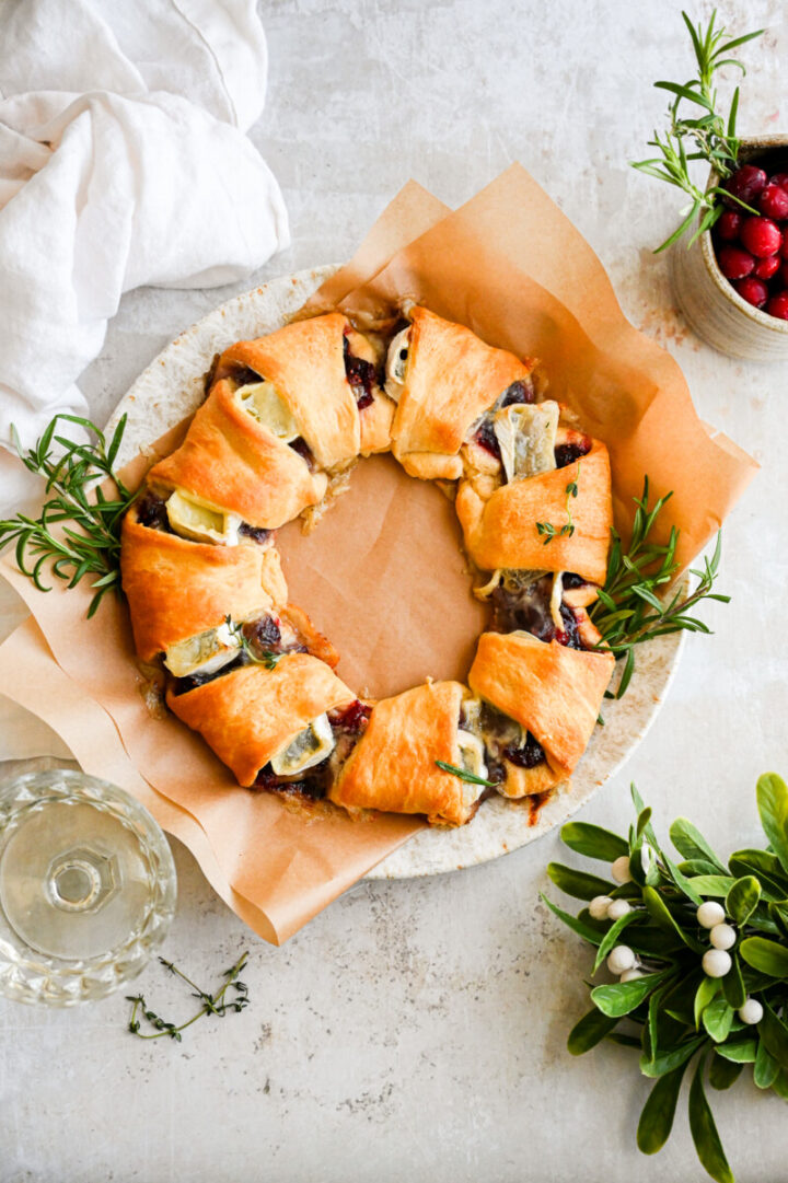 30 Minute Cranberry Brie Crescent Holiday Wreath