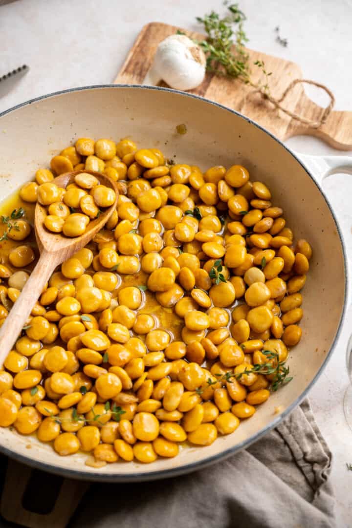 How to Eat Lupini Beans (Easy Guide + How to Remove Bitterness)