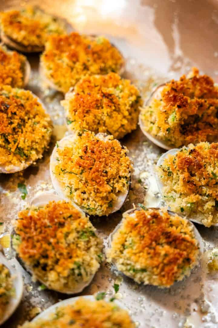 Italian Baked Clams Oreganata Recipe (Easy Seafood Recipe)