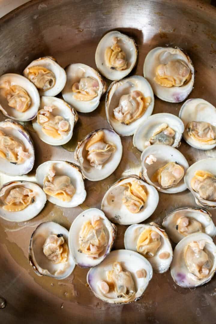 Italian Baked Clams Oreganata Recipe - Tasting With Tina